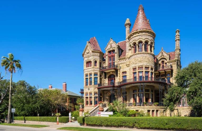 27 Best Day Trips from Houston (By a Local)