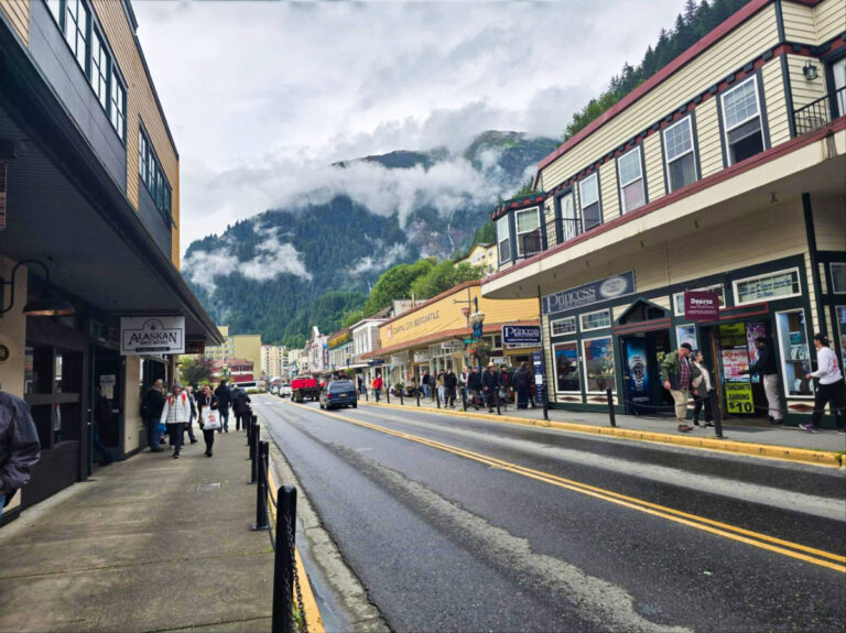 Where to Stay in Juneau (Ultimate Guide) - Travel Lemming