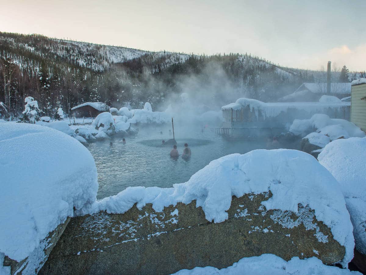 The 49 Essential Things to Do in Alaska (By a Local)