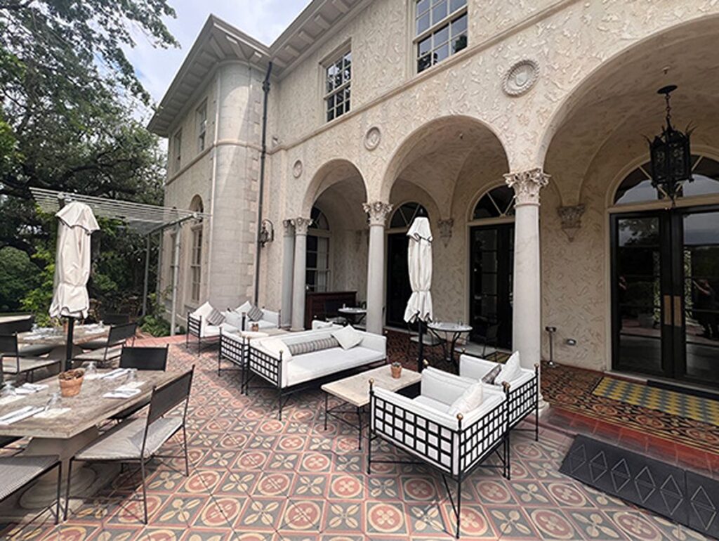Where to Stay in Austin (10 Best Places, By a Local)