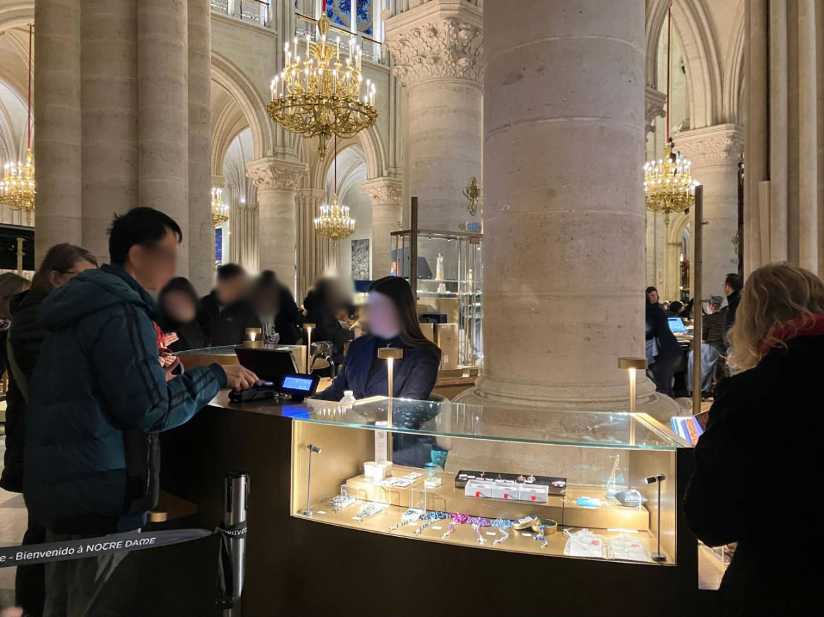 Notre Dame Cathedral, Ultimate Guide (By a Local)