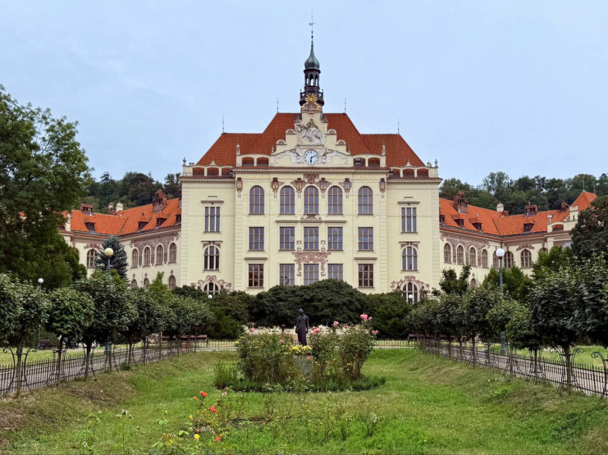 Where to Stay in Prague (6 Best Places, By a Local)