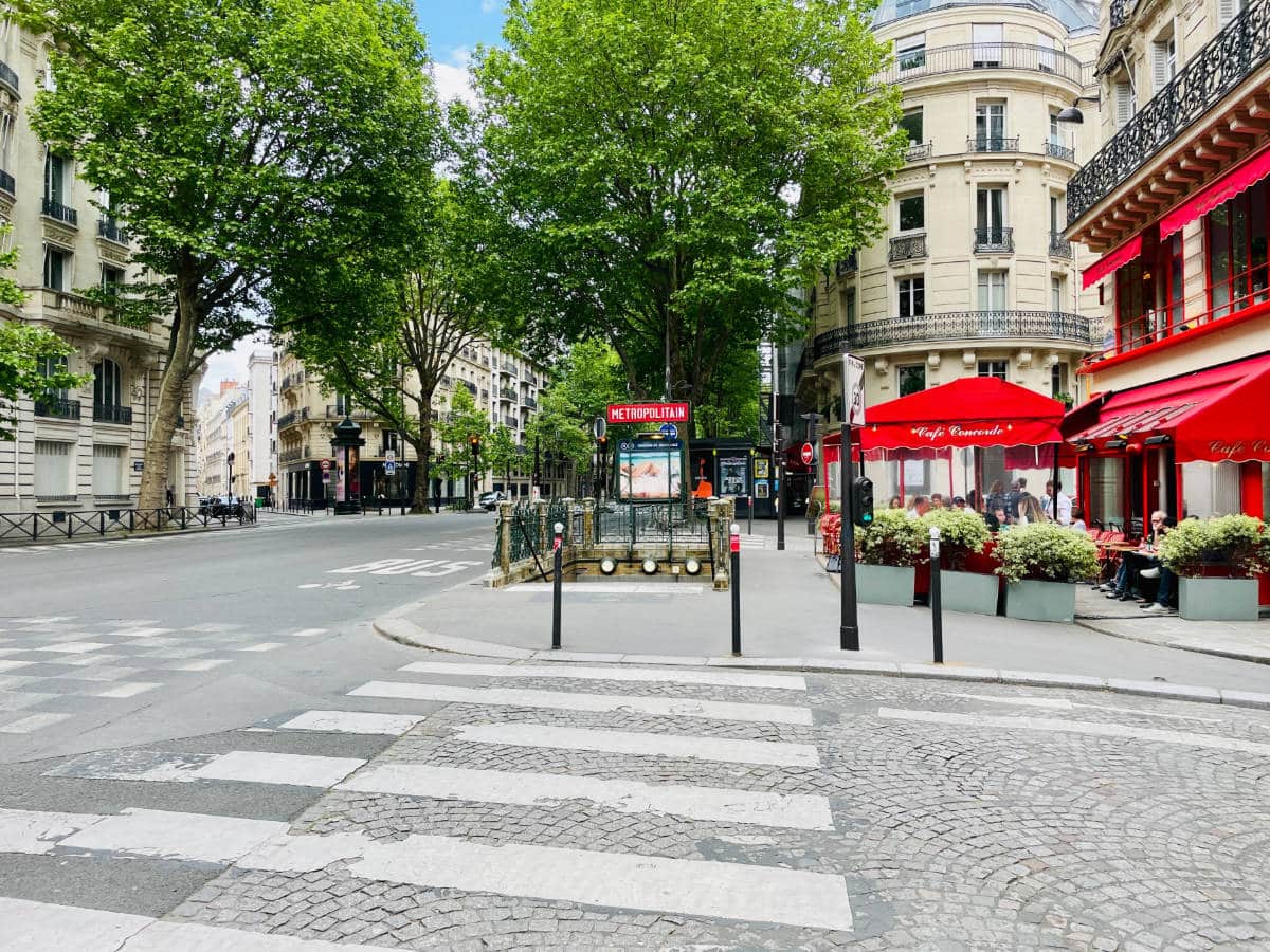 The 20 Best Neighborhoods in Paris (By a Local)