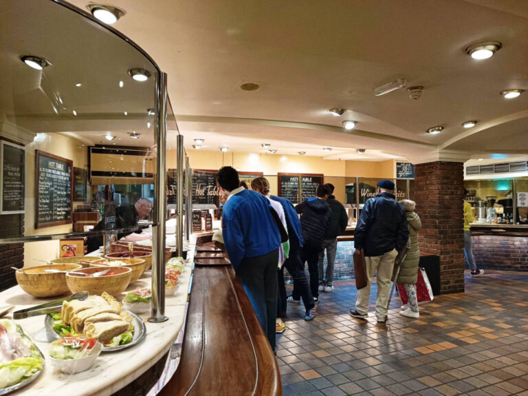 Where to Eat Out in Cardiff - Travel Lemming