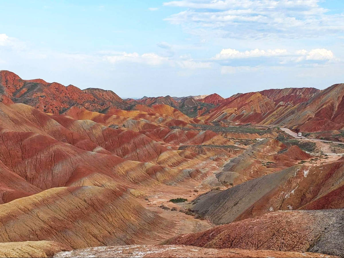 I visited China's Rainbow Mountains. This was my experience.