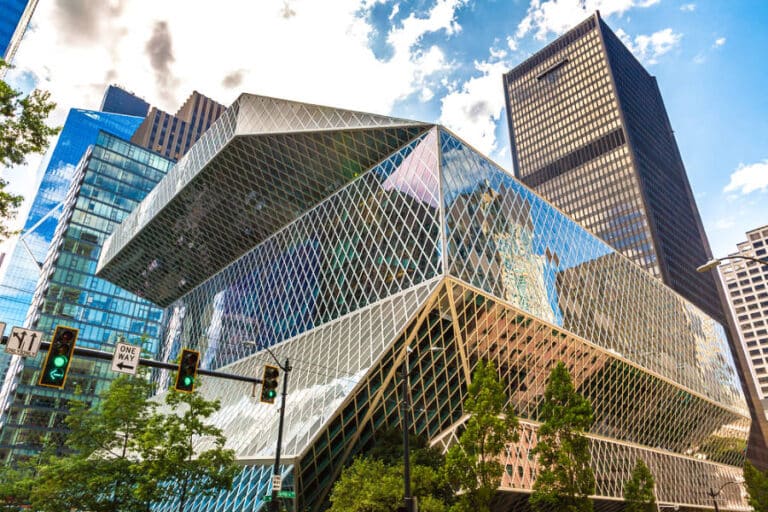 33 Seattle Landmarks & Historical Sites (A Local’s Picks)