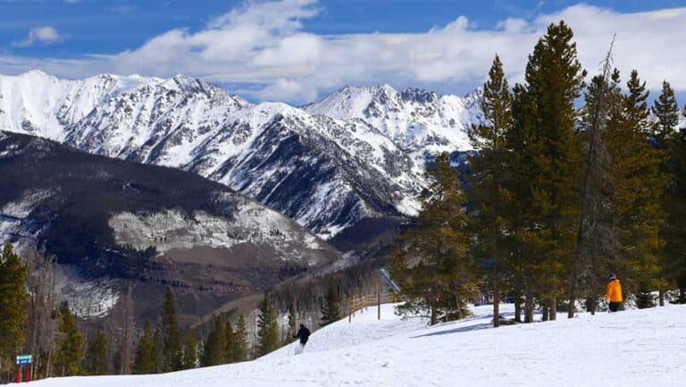 Aspen vs Vail vs Breckenridge (Which is Best to Visit?)