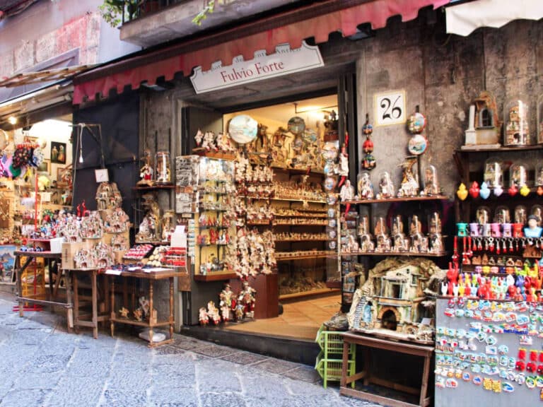 26 Best Things to Do in Naples Italy