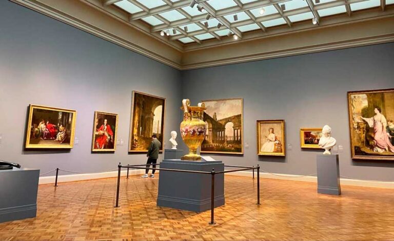 74 Essential Things to Do in Chicago (By a Local)
