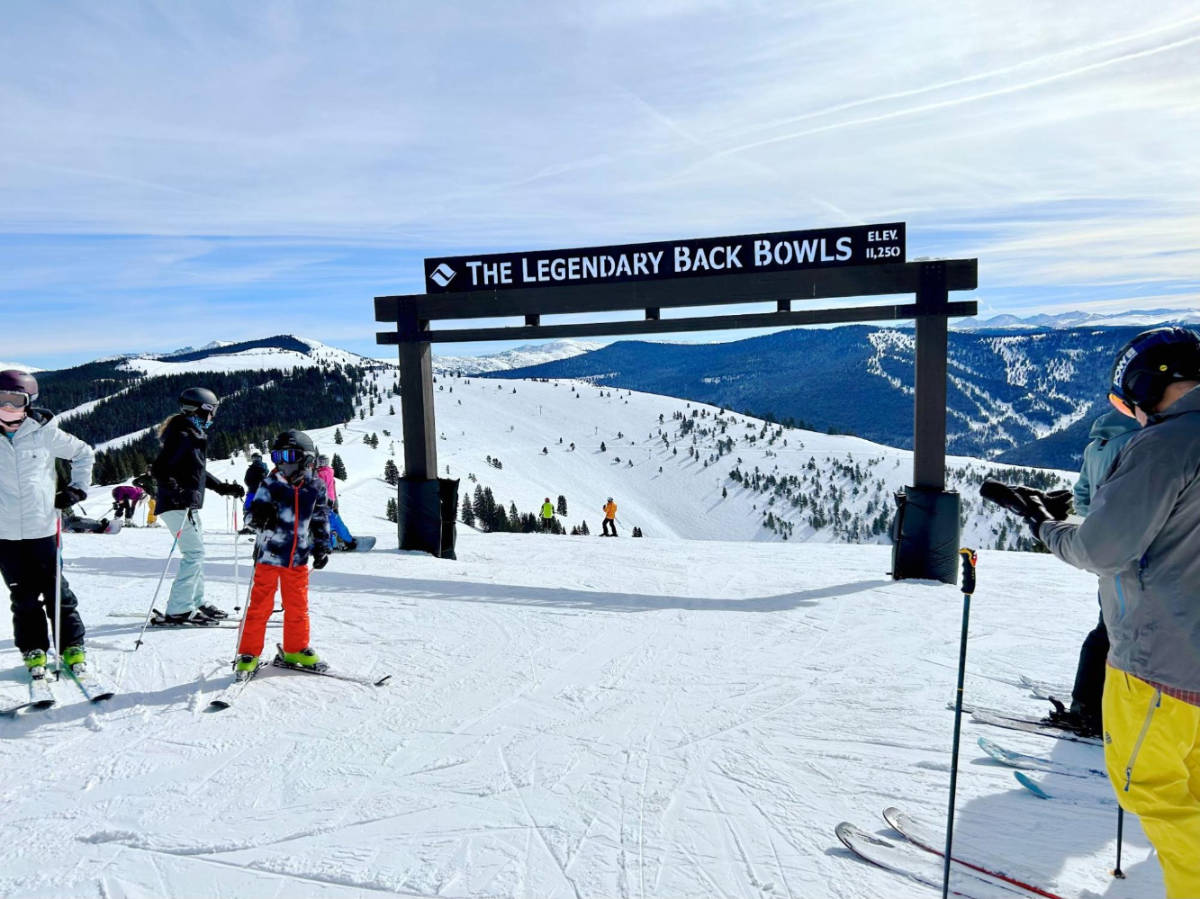 Vail Ski Resort (The Ultimate Guide)