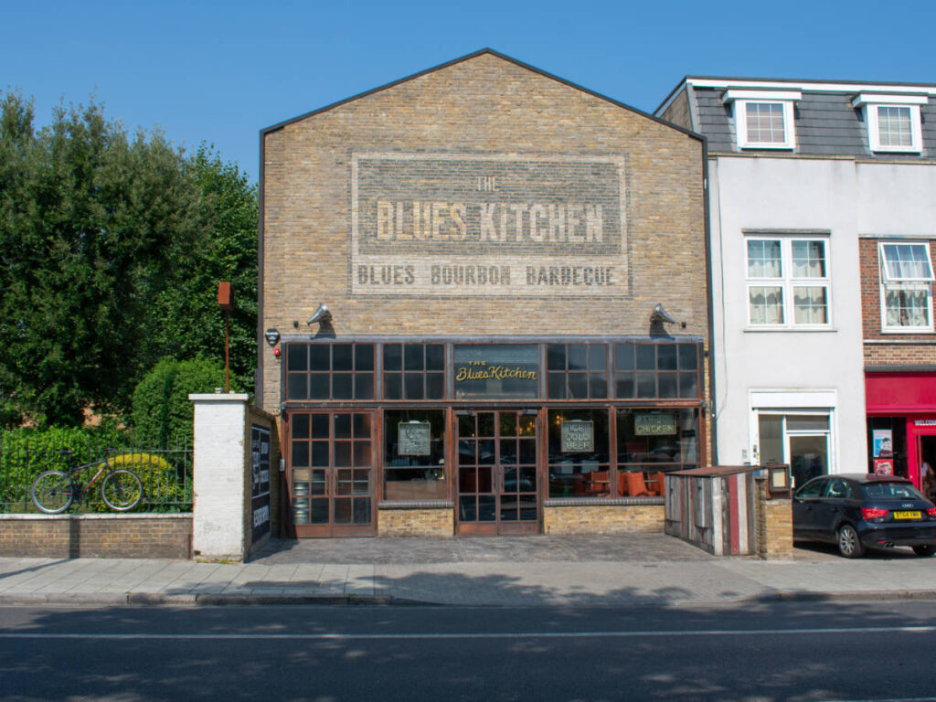 A Local's 24 Favorite London Bars - Travel Lemming