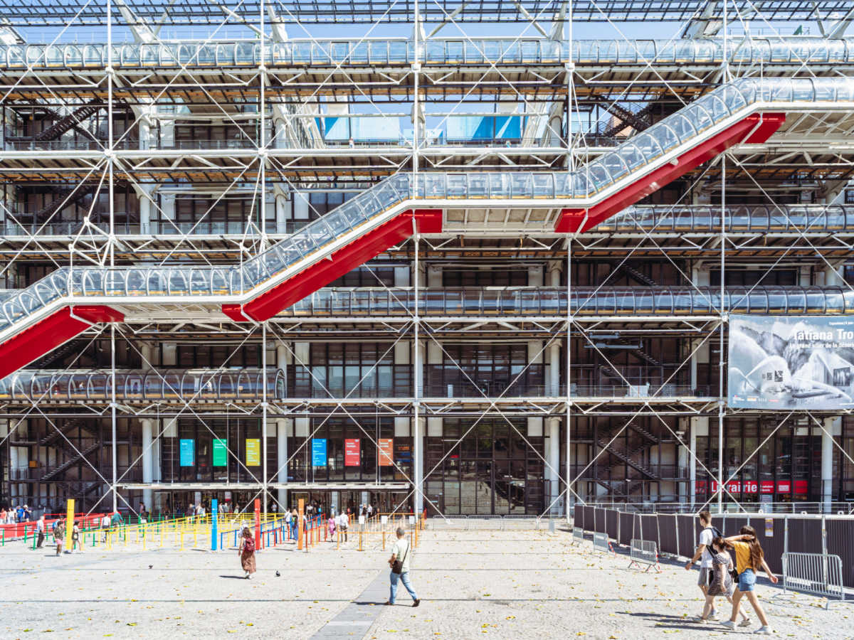 Paris's 4th Arrondissement: A Neighborhood Guide