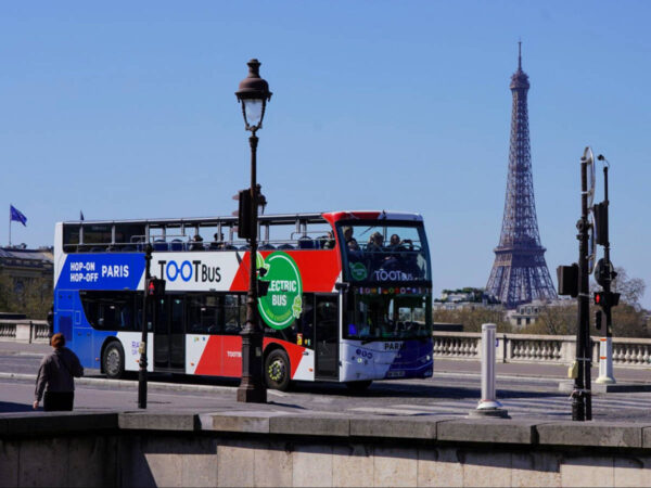 Getting Around Paris (A Local’s Transportation Guide)