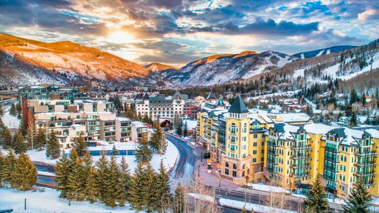 Aspen vs Vail vs Breckenridge (Which is Best to Visit?)